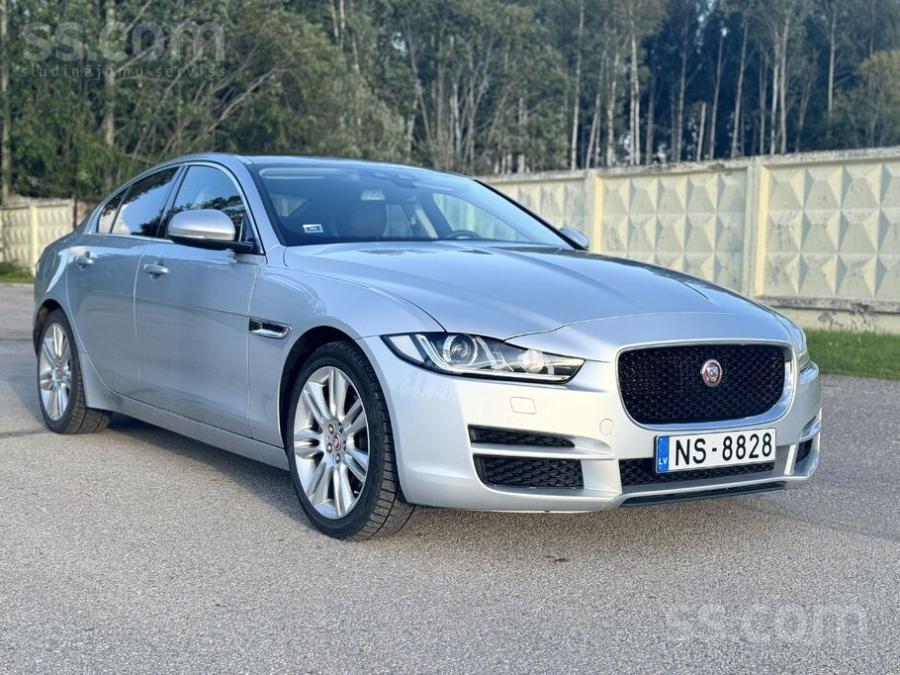 Jaguar XE 2015 in Riga, with an engine capacity of 2.00 L and mileage of 281 thousand km for 7995 €, photo 4 on AUTOMOTO.COM.LV