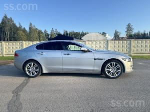 Jaguar XE 2015 in Riga, with an engine capacity of 2.00 L and mileage of 281 thousand km for 7995 €, photo 6 on AUTOMOTO.COM.LV