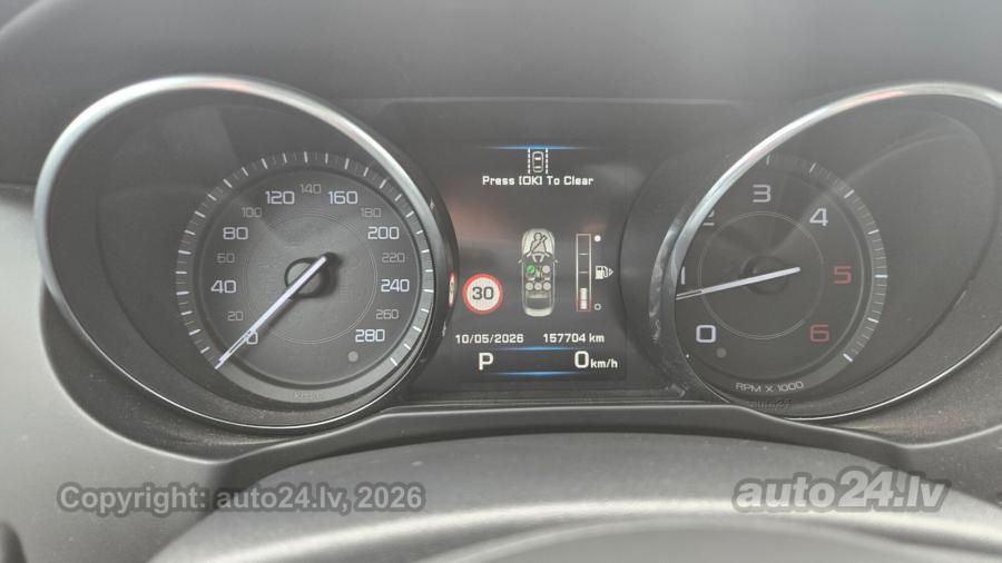 Jaguar XE 2016 in Tallinn, with an engine capacity of 2.00 L and mileage of 157 thousand km for 7800 €, photo 6 on AUTOMOTO.COM.LV