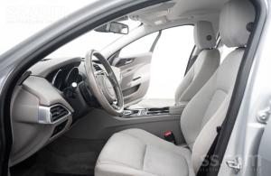 Jaguar XE 2016 in Tallinn, with an engine capacity of 2.00 L and mileage of 180 thousand km for 7999 €, photo 8 on AUTOMOTO.COM.LV