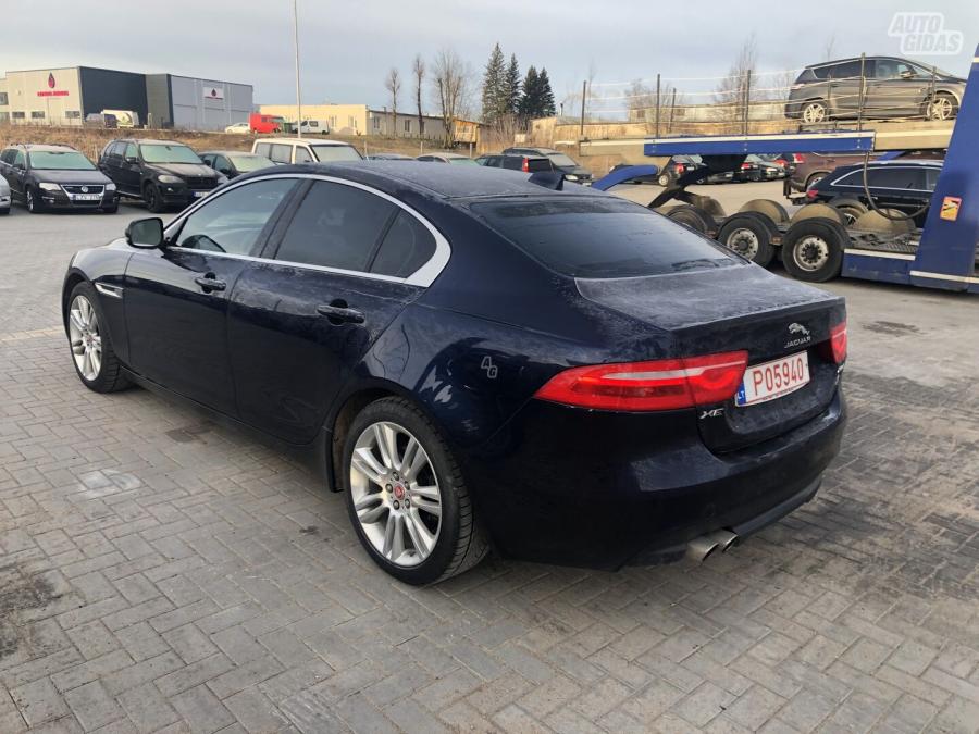 Jaguar XE 2016 Tauragė, ar dzinēja tilpumu 2.00 L un nobraukumu 176 tūkst. km par 7299 €, foto 5 vietnē AUTOMOTO.COM.LV