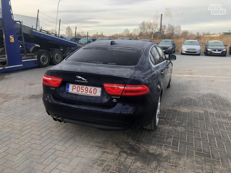 Jaguar XE 2016 Tauragė, ar dzinēja tilpumu 2.00 L un nobraukumu 176 tūkst. km par 7299 €, foto 6 vietnē AUTOMOTO.COM.LV