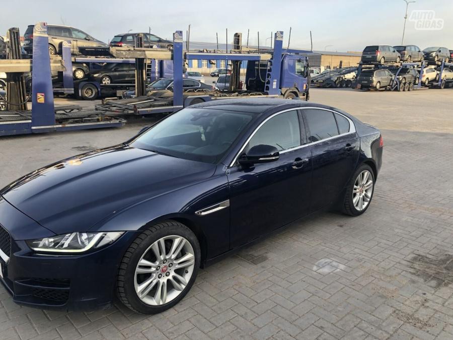 Jaguar XE 2016 Tauragė, ar dzinēja tilpumu 2.00 L un nobraukumu 176 tūkst. km par 7299 €, foto 10 vietnē AUTOMOTO.COM.LV