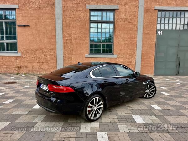 Jaguar XE 2016 Tallina, ar dzinēja tilpumu 2.00 L un nobraukumu 196 tūkst. km par 11999 €, foto 8 vietnē AUTOMOTO.COM.LV