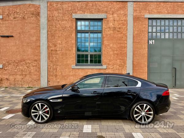 Jaguar XE 2016 Tallina, ar dzinēja tilpumu 2.00 L un nobraukumu 196 tūkst. km par 11999 €, foto 9 vietnē AUTOMOTO.COM.LV