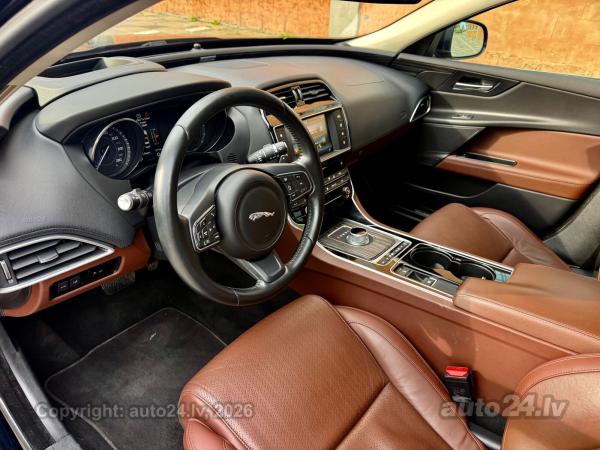 Jaguar XE 2016 Tallina, ar dzinēja tilpumu 2.00 L un nobraukumu 196 tūkst. km par 11999 €, foto 11 vietnē AUTOMOTO.COM.LV
