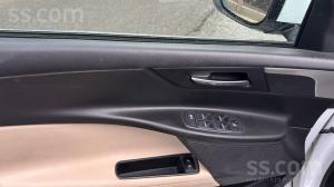 Balts Jaguar XE 2015 Jūrmala, ar dzinēja tilpumu 2.00 L un nobraukumu 269 tūkst. km par 6900 €, foto 9 vietnē AUTOMOTO.COM.LV