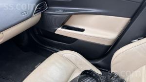 Balts Jaguar XE 2015 Jūrmala, ar dzinēja tilpumu 2.00 L un nobraukumu 269 tūkst. km par 6900 €, foto 11 vietnē AUTOMOTO.COM.LV