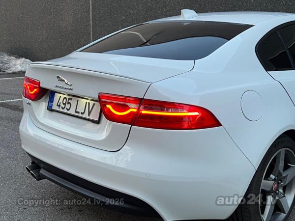 White Jaguar XE 2016 in Parnu, with an engine capacity of 2.00 L and mileage of 194 thousand km for 10900 €, photo 11 on AUTOMOTO.COM.LV