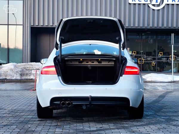 Balts Jaguar XE 2016 Šauļi, ar dzinēja tilpumu 2.00 L un nobraukumu 124 tūkst. km par 11600 €, foto 7 vietnē AUTOMOTO.COM.LV