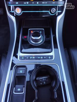 Balts Jaguar XE 2016 Šauļi, ar dzinēja tilpumu 2.00 L un nobraukumu 124 tūkst. km par 11600 €, foto 20 vietnē AUTOMOTO.COM.LV