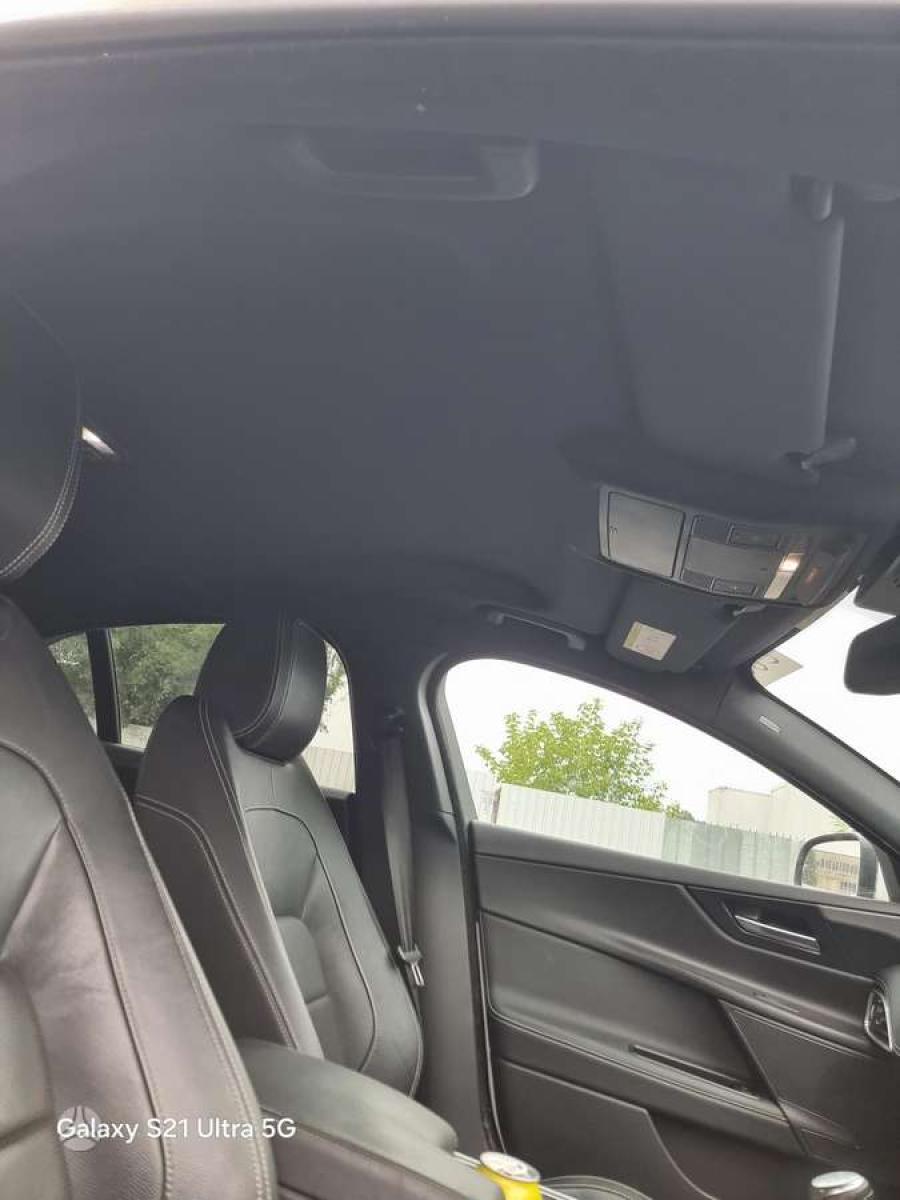 White Jaguar XE 2016 in Jonava, with an engine capacity of 2.00 L and mileage of 102 thousand km for 2999 €, photo 12 on AUTOMOTO.COM.LV