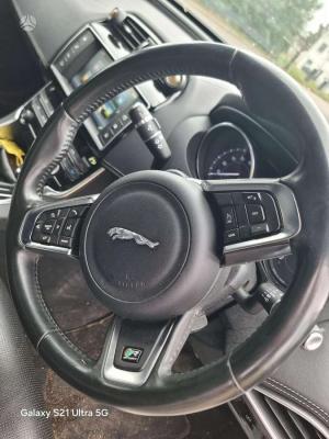 White Jaguar XE 2016 in Jonava, with an engine capacity of 2.00 L and mileage of 102 thousand km for 2999 €, photo 15 on AUTOMOTO.COM.LV