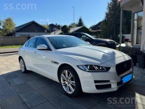 White Jaguar XE 2017 in Riga, with an engine capacity of 2.00 L and mileage of 158 thousand km for 10500 €, photo 17 on AUTOMOTO.COM.LV