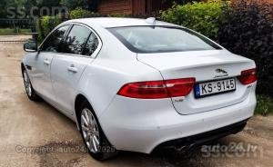 White Jaguar XE 2017 in Riga, with an engine capacity of 2.00 L and mileage of 145 thousand km for 9500 €, photo 5 on AUTOMOTO.COM.LV