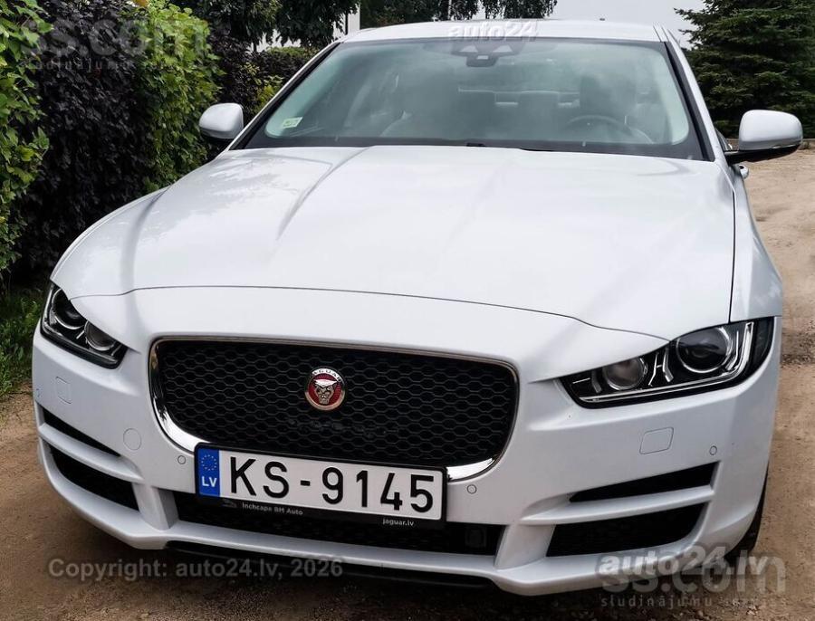 White Jaguar XE 2017 in Riga, with an engine capacity of 2.00 L and mileage of 145 thousand km for 9500 €, photo 10 on AUTOMOTO.COM.LV