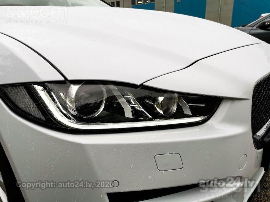 White Jaguar XE 2017 in Riga, with an engine capacity of 2.00 L and mileage of 145 thousand km for 9500 €, photo 14 on AUTOMOTO.COM.LV