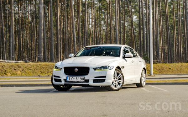 White Jaguar XE 2017 in Riga, with an engine capacity of 2.00 L and mileage of 158 thousand km for 8190 €, photo 1 on AUTOMOTO.COM.LV