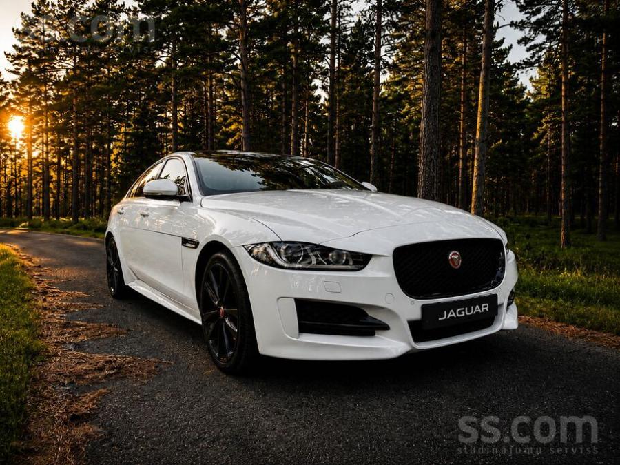 Balts Jaguar XE 2017 Rīga, ar dzinēja tilpumu 2.00 L un nobraukumu 160 tūkst. km par 13000 €, foto 1 vietnē AUTOMOTO.COM.LV