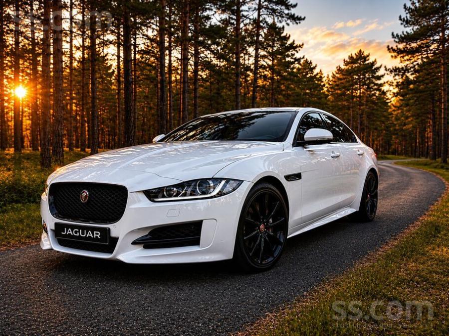 Balts Jaguar XE 2017 Rīga, ar dzinēja tilpumu 2.00 L un nobraukumu 160 tūkst. km par 13000 €, foto 4 vietnē AUTOMOTO.COM.LV