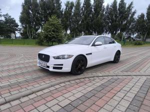Белый Ягуар XE 2017 в Вильнюс, объемом двигателя 2.00 л и пробегом 184 тыс. км за 9900 €, фото  на AUTOMOTO.COM.LV