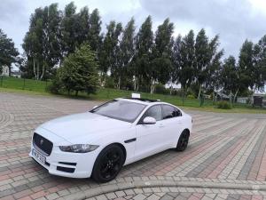 White Jaguar XE 2017 in Vilnius, with an engine capacity of 2.00 L and mileage of 184 thousand km for 9900 €, photo 11 on AUTOMOTO.COM.LV