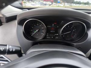 White Jaguar XE 2017 in Vilnius, with an engine capacity of 2.00 L and mileage of 184 thousand km for 9900 €, photo 18 on AUTOMOTO.COM.LV