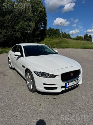 Balts Jaguar XE 2017 Rīga, ar dzinēja tilpumu 2.00 L un nobraukumu 227 tūkst. km par 7499 €, foto 4 vietnē AUTOMOTO.COM.LV