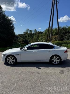 Balts Jaguar XE 2017 Rīga, ar dzinēja tilpumu 2.00 L un nobraukumu 227 tūkst. km par 7499 €, foto 9 vietnē AUTOMOTO.COM.LV