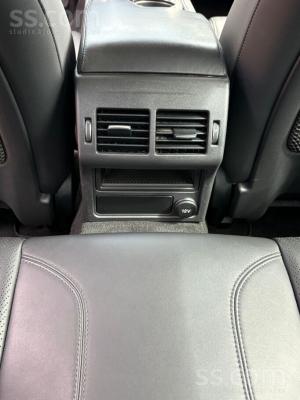 Balts Jaguar XE 2017 Rīga, ar dzinēja tilpumu 2.00 L un nobraukumu 227 tūkst. km par 7499 €, foto 17 vietnē AUTOMOTO.COM.LV