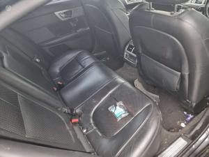 Black Jaguar XF 2013 in Jonava, with an engine capacity of 3.00 L and mileage of 80 thousand km for 2999 €, photo 9 on AUTOMOTO.COM.LV