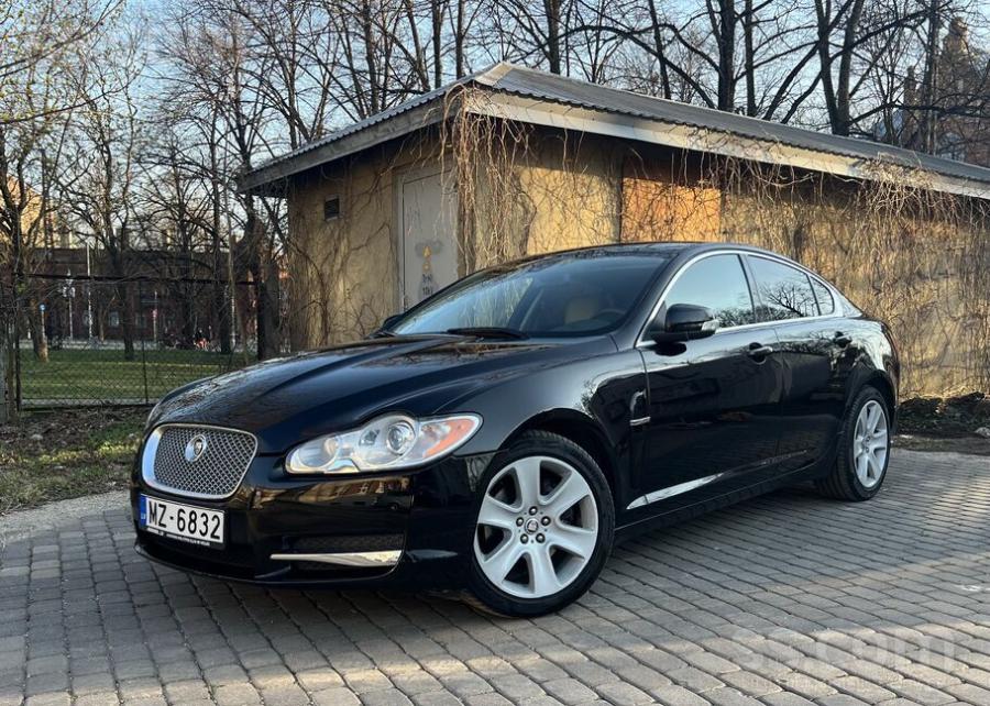 Black Jaguar XF 2008 in Riga, with an engine capacity of 2.70 L and mileage of 269 thousand km for 5200 €, photo 1 on AUTOMOTO.COM.LV