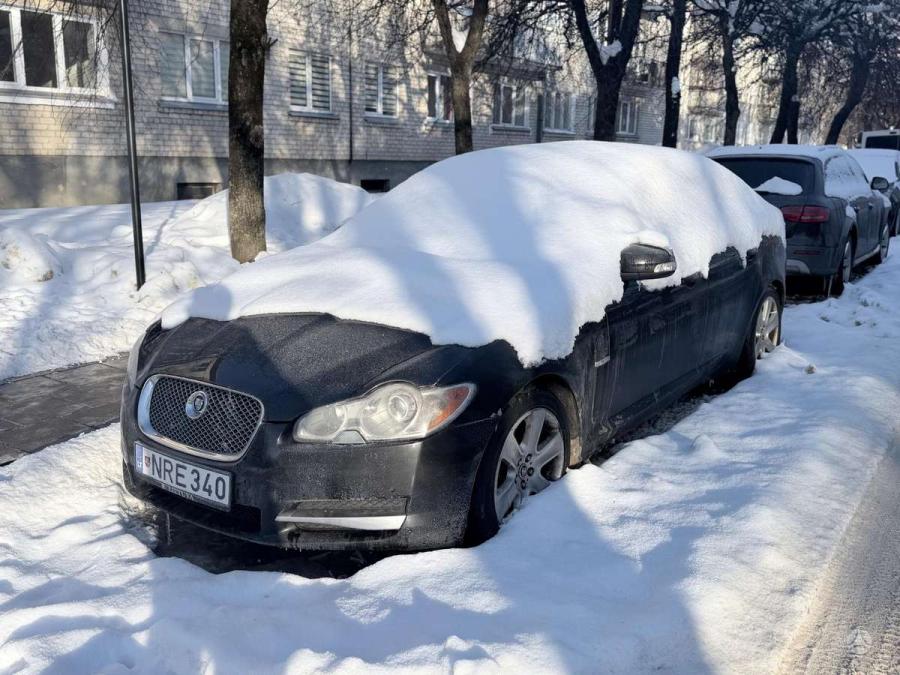 Melns Jaguar XF 2008 Viļņa, ar dzinēja tilpumu 2.72 L un nobraukumu 250 tūkst. km par 2200 €, foto 2 vietnē AUTOMOTO.COM.LV