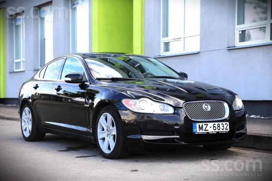 Black Jaguar XF 2008 in Riga, with an engine capacity of 2.70 L and mileage of 274 thousand km for 4995 €, photo 5 on AUTOMOTO.COM.LV