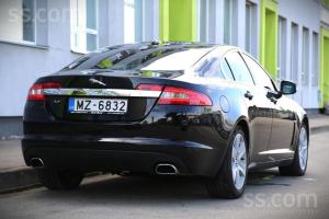 Black Jaguar XF 2008 in Riga, with an engine capacity of 2.70 L and mileage of 274 thousand km for 4995 €, photo 7 on AUTOMOTO.COM.LV