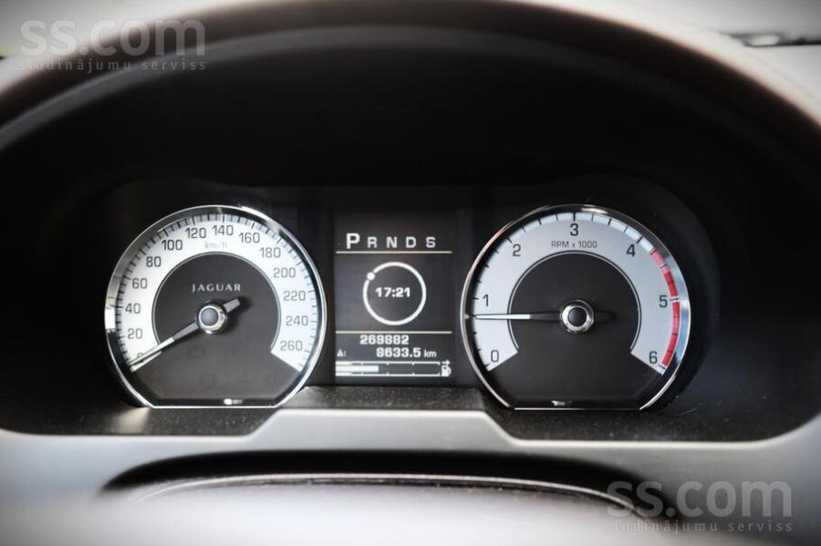 Black Jaguar XF 2008 in Riga, with an engine capacity of 2.70 L and mileage of 274 thousand km for 4995 €, photo 8 on AUTOMOTO.COM.LV