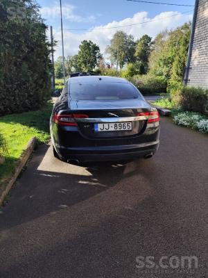 Melns Jaguar XF 2008 Rīga, ar dzinēja tilpumu 2.70 L un nobraukumu 368 tūkst. km par 3000 €, foto 3 vietnē AUTOMOTO.COM.LV