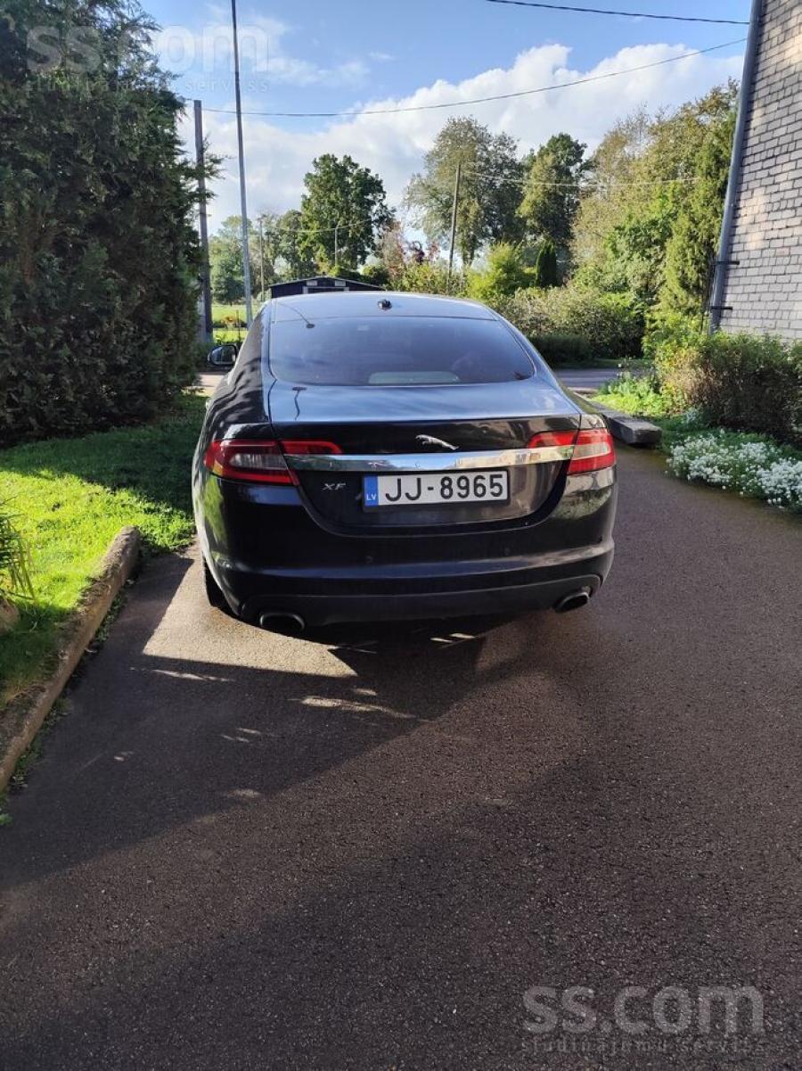 Melns Jaguar XF 2008 Rīga, ar dzinēja tilpumu 2.70 L un nobraukumu 368 tūkst. km par 3000 €, foto 3 vietnē AUTOMOTO.COM.LV