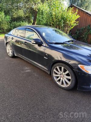 Melns Jaguar XF 2008 Rīga, ar dzinēja tilpumu 2.70 L un nobraukumu 368 tūkst. km par 3000 €, foto 4 vietnē AUTOMOTO.COM.LV