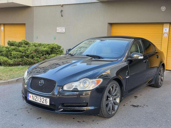 Black Jaguar XF 2008 in Vilnius, with an engine capacity of 2.70 L and mileage of 321 thousand km for 1550 €, photo 2 on AUTOMOTO.COM.LV