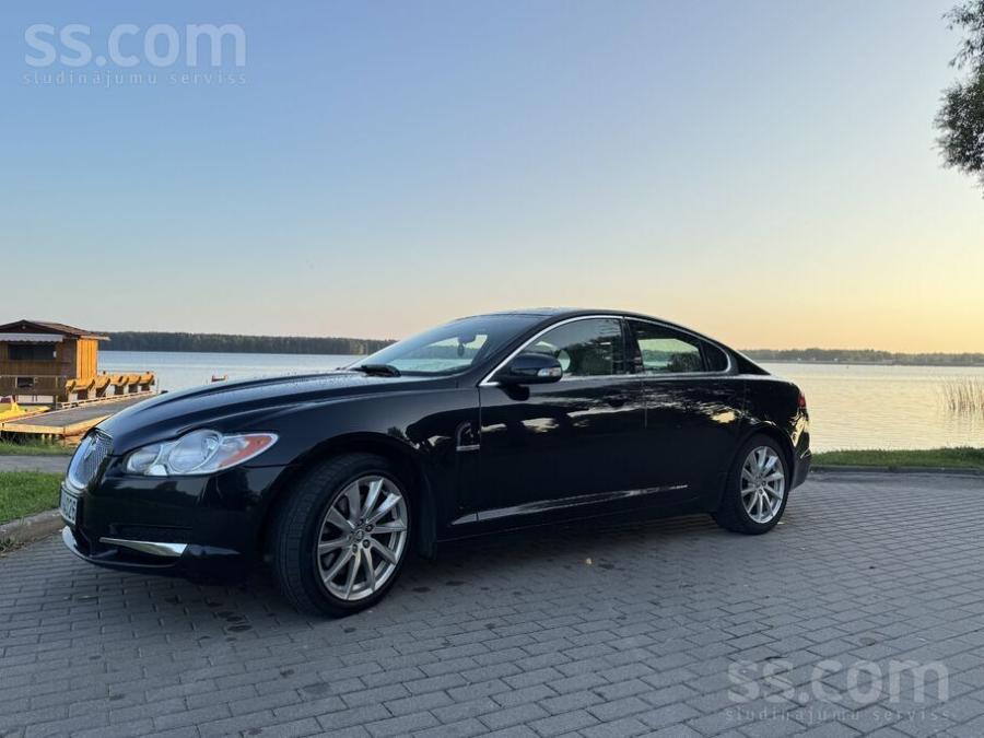 Melns Jaguar XF 2008 Ogre, ar dzinēja tilpumu 2.70 L un nobraukumu 204 tūkst. km par 6000 €, foto 1 vietnē AUTOMOTO.COM.LV