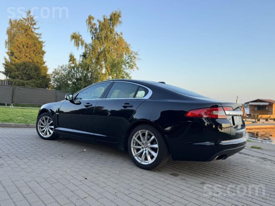 Melns Jaguar XF 2008 Ogre, ar dzinēja tilpumu 2.70 L un nobraukumu 204 tūkst. km par 6000 €, foto 9 vietnē AUTOMOTO.COM.LV