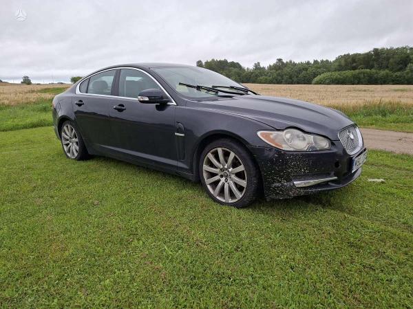 Melns Jaguar XF 2008 Šilalė, ar dzinēja tilpumu 2.70 L un nobraukumu 300 tūkst. km par 1000 €, foto 2 vietnē AUTOMOTO.COM.LV