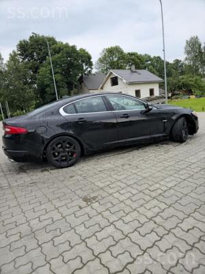 Melns Jaguar XF 2008 Rīga, ar dzinēja tilpumu 2.70 L un nobraukumu 190 tūkst. km par 3500 €, foto 3 vietnē AUTOMOTO.COM.LV