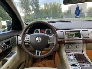 Черный Ягуар ХФ 2008 в Каунас, объемом двигателя 2.70 л и пробегом 250 тыс. км за 3900 €, фото 30 на AUTOMOTO.COM.LV