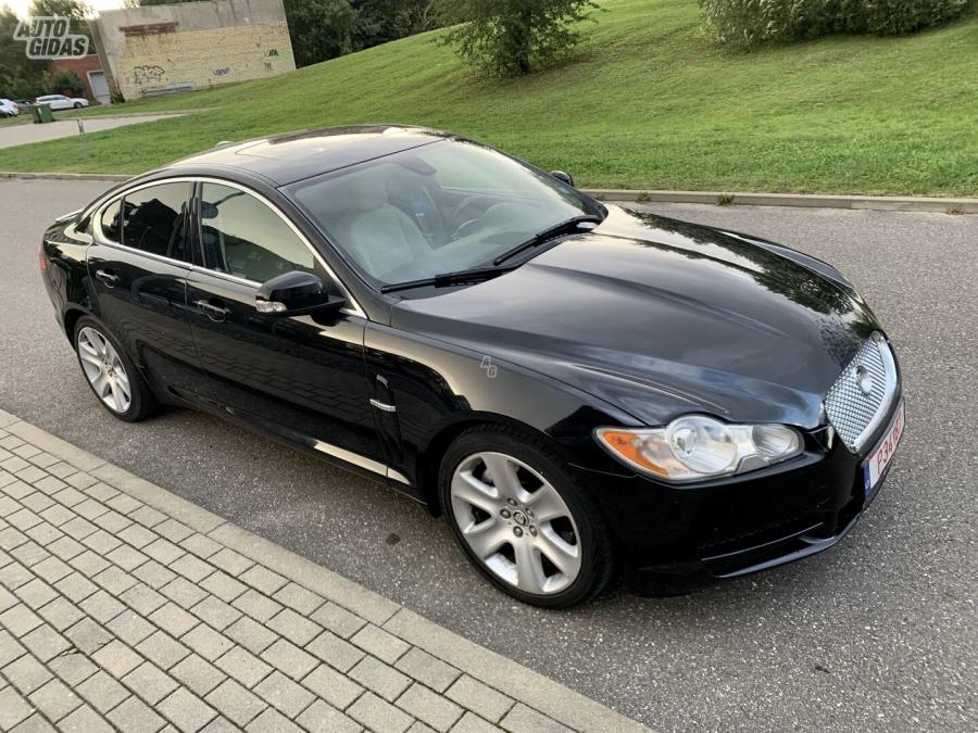 Black Jaguar XF 2008 in Kaunas, with an engine capacity of 2.70 L and mileage of 250 thousand km for 3800 €, photo 3 on AUTOMOTO.COM.LV