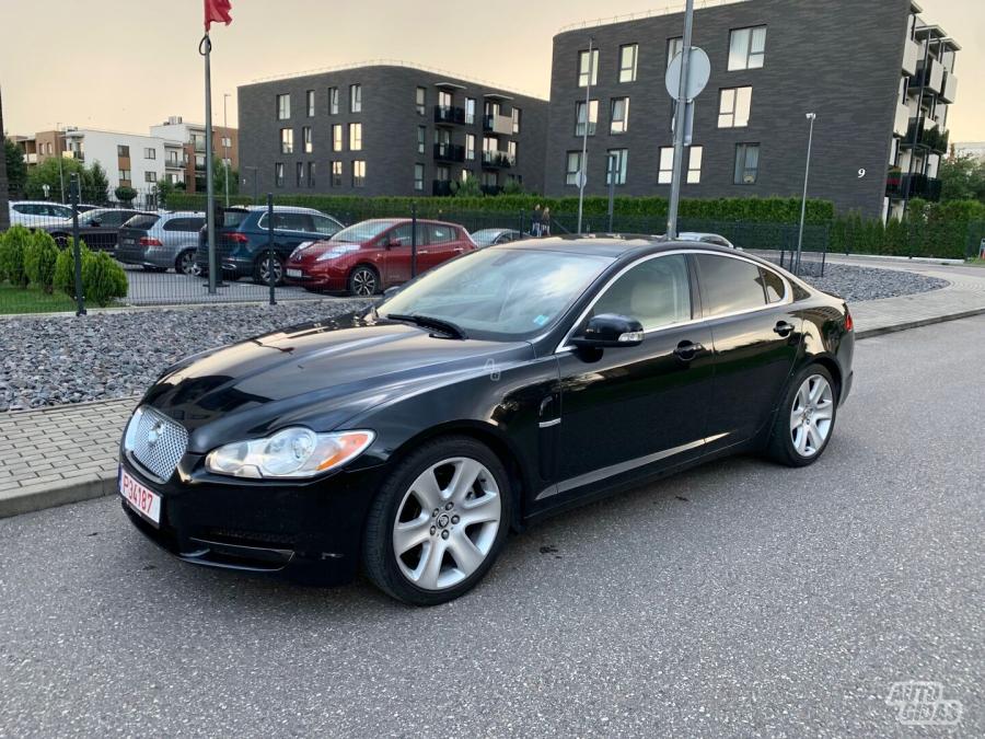Black Jaguar XF 2008 in Kaunas, with an engine capacity of 2.70 L and mileage of 250 thousand km for 3150 €, photo 10 on AUTOMOTO.COM.LV