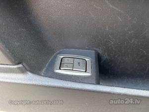 Black Jaguar XF 2008 in Tallinn, with an engine capacity of 2.70 L and mileage of 258 thousand km for 2999 €, photo 14 on AUTOMOTO.COM.LV