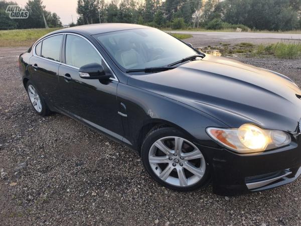 Melns Jaguar XF 2008 Kauņa, ar dzinēja tilpumu 3.00 L un nobraukumu 200 tūkst. km par 3000 €, foto 3 vietnē AUTOMOTO.COM.LV