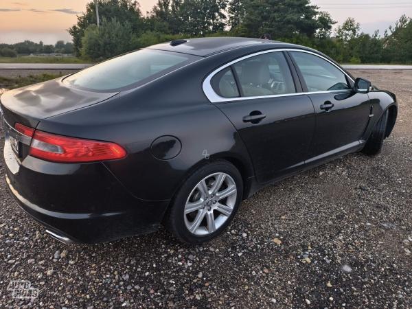 Melns Jaguar XF 2008 Kauņa, ar dzinēja tilpumu 3.00 L un nobraukumu 200 tūkst. km par 3000 €, foto 4 vietnē AUTOMOTO.COM.LV